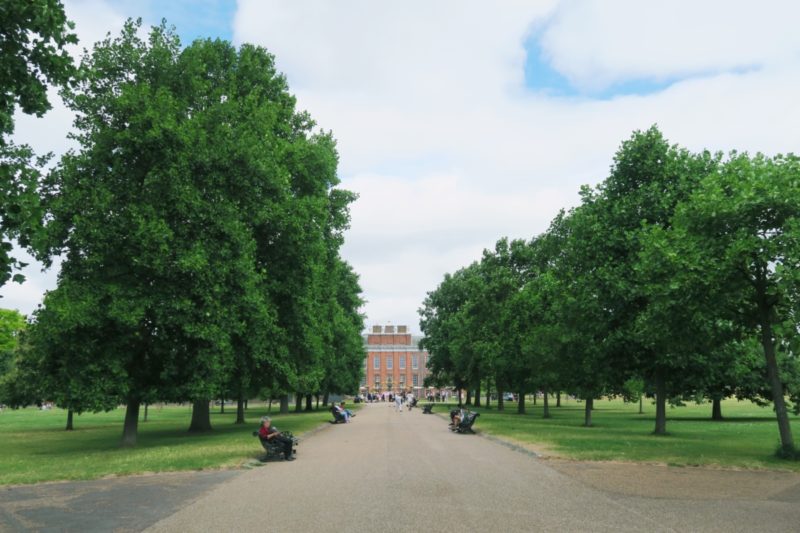 Walk In The {Hyde} Park - As Told By Ash and Shelbs